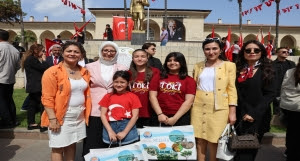 VALİ ATİLLA TOROS EŞİ SAYIN DUDU İREM TOROS HANIMEFENDİ İLE BİRLİKTE 23 ...